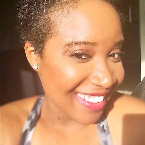 Renea's Closet (@renea_stewart) | Poshmark